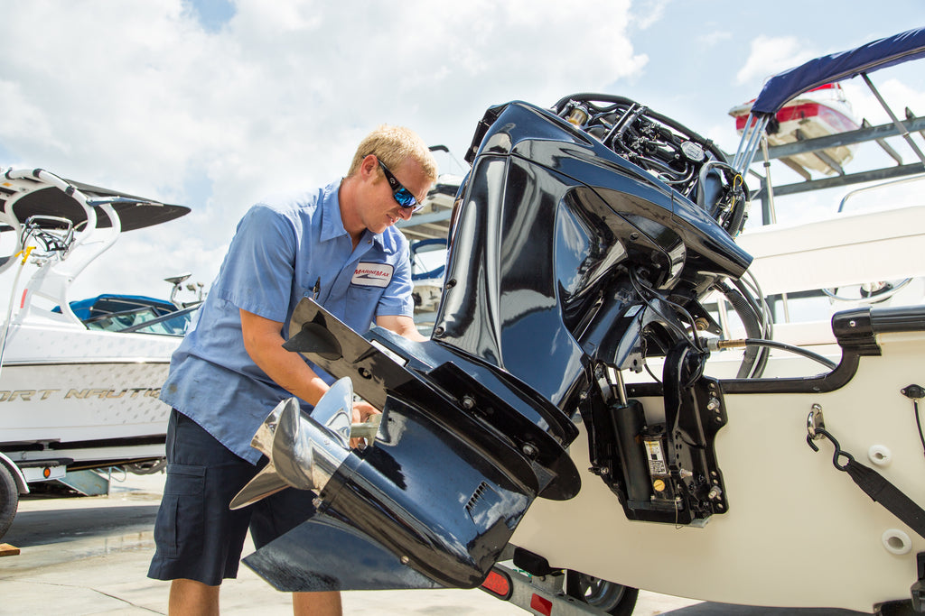 STRIKEHOLD FIELD TEST #37 Outboard Engine Service and Maintenance ...
